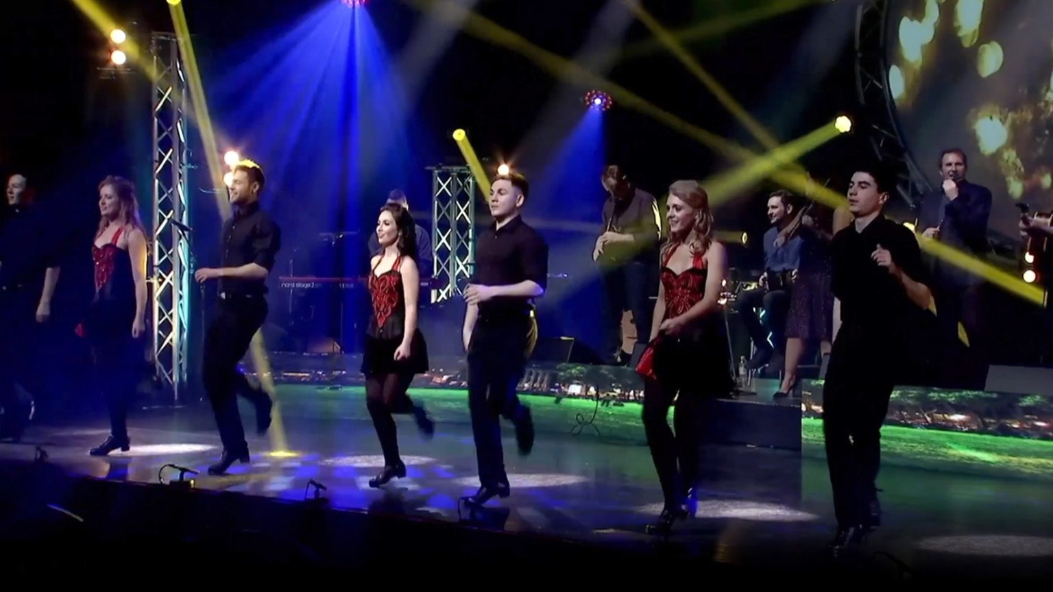 Trad on the Prom – Ireland’s No 1 Irish Music, Song and Dance ...